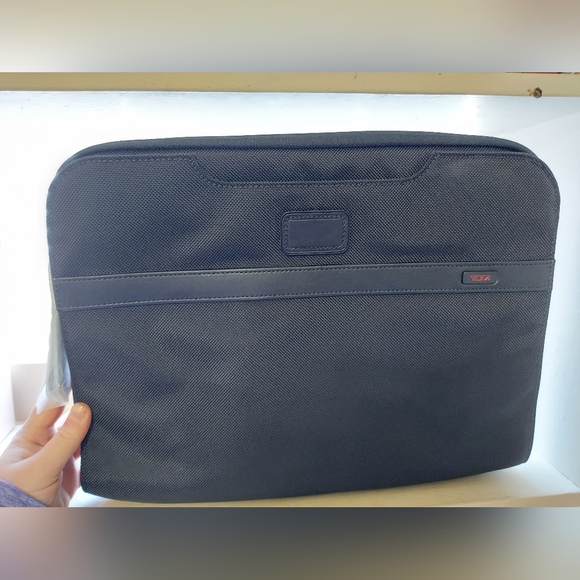 Tumi | Bags | Nwt Tumi Laptop Cover | Poshmark